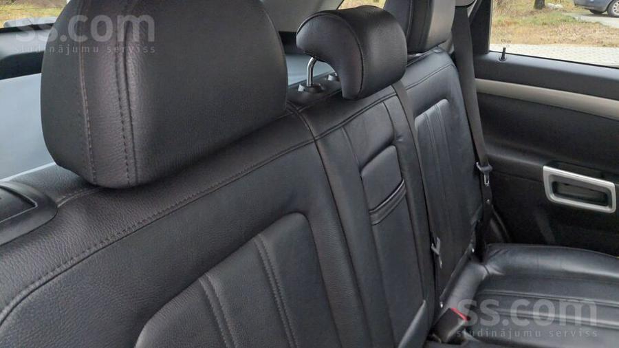 Opel Antara 2012 in Riga, with an engine capacity of 2.20 L and mileage of 135 thousand km for 4750 €, photo 9 on AUTOMOTO.COM.LV