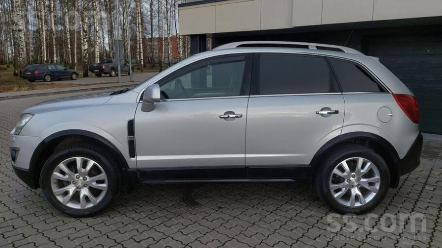 Opel Antara 2012 in Riga, with an engine capacity of 2.20 L and mileage of 135 thousand km for 4750 €, photo 11 on AUTOMOTO.COM.LV