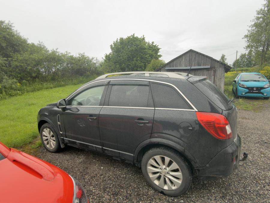 Opel Antara 2013 in Tallinn, with an engine capacity of 2.20 L and mileage of 220 thousand km for 6500 €, photo 1 on AUTOMOTO.COM.LV