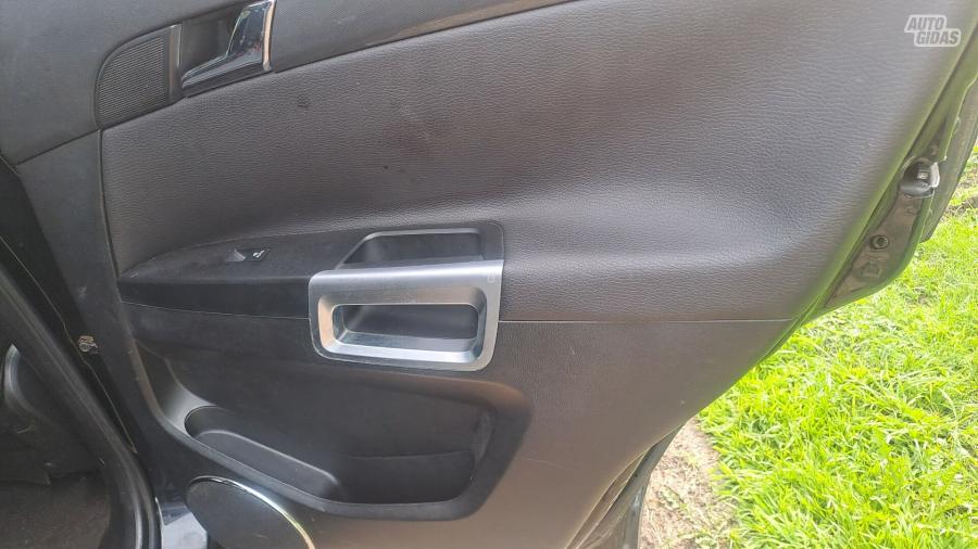 Opel Antara 2013 in Vilnius, with an engine capacity of 2.20 L and mileage of 205 thousand km for 4550 €, photo 16 on AUTOMOTO.COM.LV