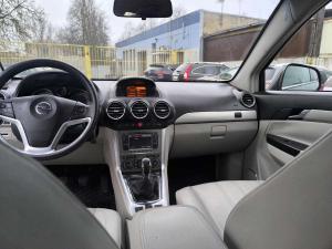 Opel Antara 2014 in Siauliai, with an engine capacity of 2.20 L and mileage of 192 thousand km for 5150 €, photo 9 on AUTOMOTO.COM.LV