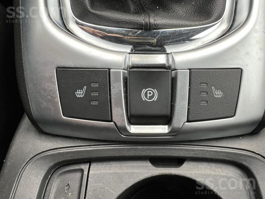 Opel Antara 2014 Talsi, ar dzinēja tilpumu 2.20 L un nobraukumu 196 tūkst. km par 8470 €, foto 24 vietnē AUTOMOTO.COM.LV