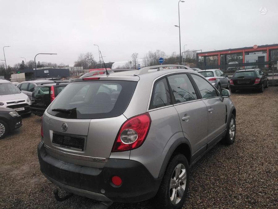 Pelēks Opel Antara 2006 Kauņa, ar dzinēja tilpumu 2.00 L un nobraukumu 250 tūkst. km par 2600 €, foto 2 vietnē AUTOMOTO.COM.LV
