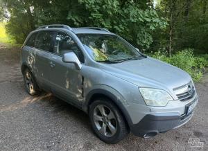 Grey Opel Antara 2006 in Vilnius, with an engine capacity of 1.90 L and mileage of 306 thousand km for 3700 €, photo  on AUTOMOTO.COM.LV