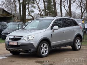 Pelēks Opel Antara 2007 Liepāja, ar dzinēja tilpumu 2.00 L un nobraukumu 265 tūkst. km par 2850 €, foto 3 vietnē AUTOMOTO.COM.LV