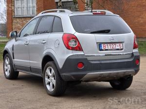 Pelēks Opel Antara 2007 Liepāja, ar dzinēja tilpumu 2.00 L un nobraukumu 265 tūkst. km par 2850 €, foto 4 vietnē AUTOMOTO.COM.LV