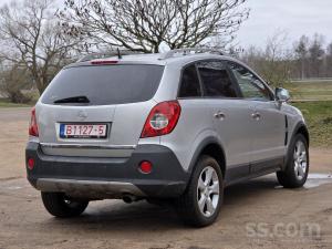 Pelēks Opel Antara 2007 Liepāja, ar dzinēja tilpumu 2.00 L un nobraukumu 265 tūkst. km par 2850 €, foto 5 vietnē AUTOMOTO.COM.LV