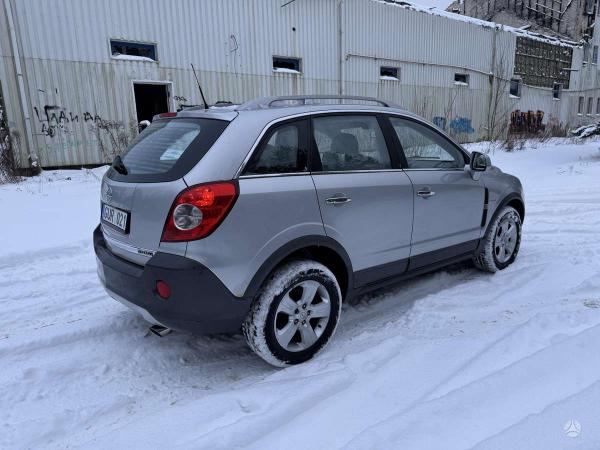 Grey Opel Antara 2007 in Vilnius, with an engine capacity of 1.99 L and mileage of 380 thousand km for 2000 €, photo 6 on AUTOMOTO.COM.LV