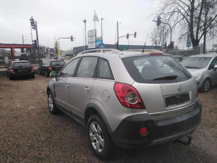 Grey Opel Antara 2007 in Kaunas, with an engine capacity of 2.00 L and mileage of 250 thousand km for 2600 €, photo 3 on AUTOMOTO.COM.LV