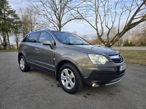 Grey Opel Antara 2007 in Radviliskis, with an engine capacity of 2.00 L and mileage of 237 thousand km for 2850 €, photo 5 on AUTOMOTO.COM.LV