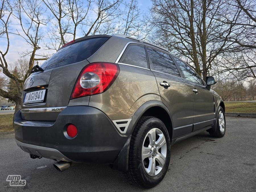 Grey Opel Antara 2007 in Radviliskis, with an engine capacity of 2.00 L and mileage of 237 thousand km for 2850 €, photo 7 on AUTOMOTO.COM.LV