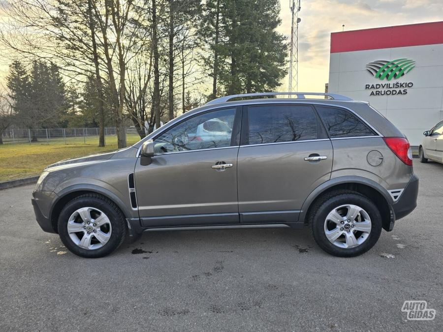 Grey Opel Antara 2007 in Radviliskis, with an engine capacity of 2.00 L and mileage of 237 thousand km for 2850 €, photo 12 on AUTOMOTO.COM.LV