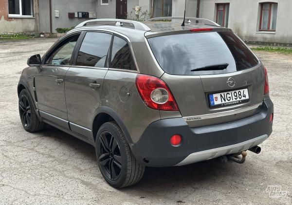 Grey Opel Antara 2007 in Siauliai, with an engine capacity of 2.40 L and mileage of 290 thousand km for 2750 €, photo 6 on AUTOMOTO.COM.LV