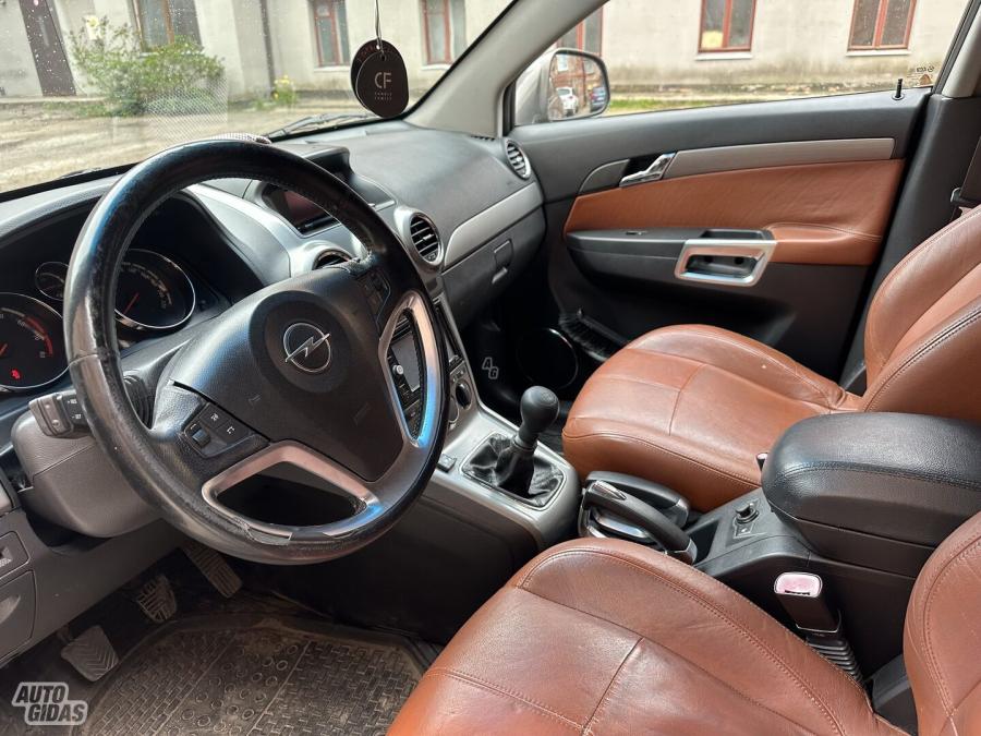Pelēks Opel Antara 2007 Šauļi, ar dzinēja tilpumu 2.40 L un nobraukumu 290 tūkst. km par 2750 €, foto 11 vietnē AUTOMOTO.COM.LV
