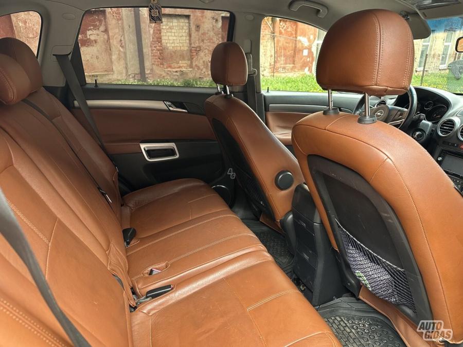 Pelēks Opel Antara 2007 Šauļi, ar dzinēja tilpumu 2.40 L un nobraukumu 290 tūkst. km par 2750 €, foto 12 vietnē AUTOMOTO.COM.LV