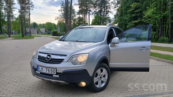 Pelēks Opel Antara 2007 Ogre, ar dzinēja tilpumu 2.40 L un nobraukumu 317 tūkst. km par 3050 €, foto 1 vietnē AUTOMOTO.COM.LV