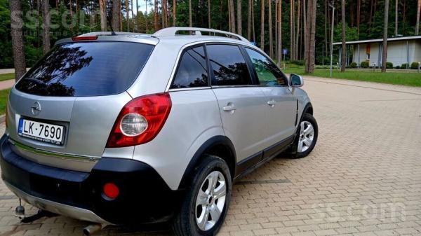 Pelēks Opel Antara 2007 Ogre, ar dzinēja tilpumu 2.40 L un nobraukumu 317 tūkst. km par 3050 €, foto 2 vietnē AUTOMOTO.COM.LV