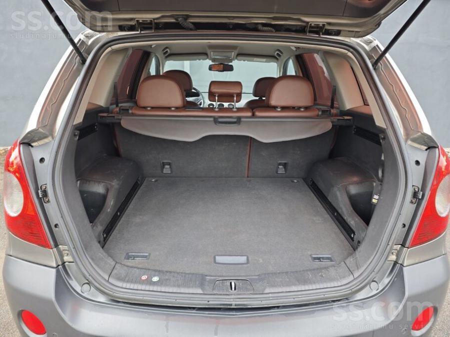Pelēks Opel Antara 2007 Ogre, ar dzinēja tilpumu 2.00 L un nobraukumu 259 tūkst. km par 3795 €, foto 12 vietnē AUTOMOTO.COM.LV