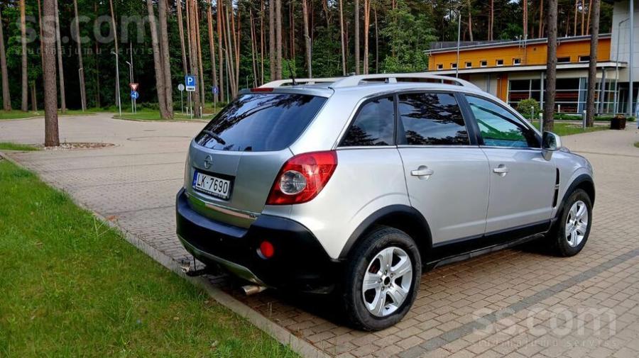 Grey Opel Antara 2007 in Ogre, with an engine capacity of 2.40 L and mileage of 323 thousand km for 2995 €, photo 12 on AUTOMOTO.COM.LV
