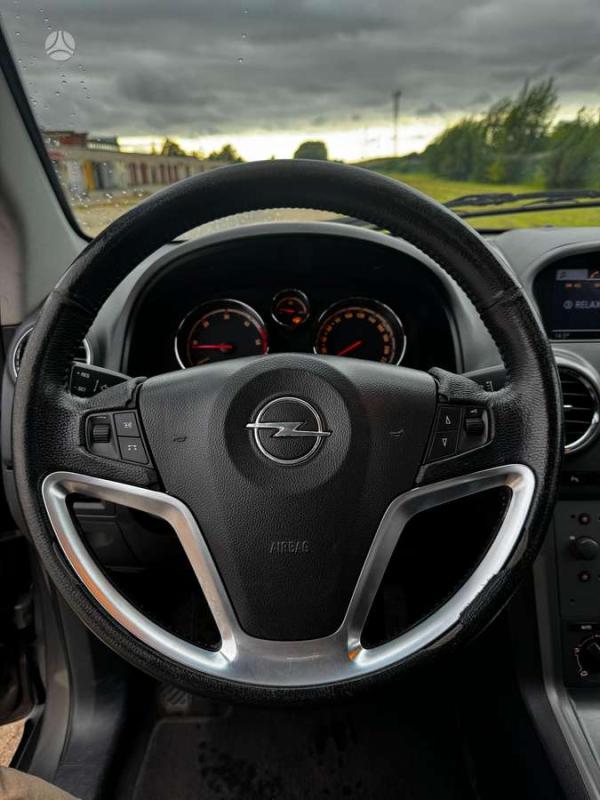 Grey Opel Antara 2007 in Mazeikiai, with an engine capacity of 1.99 L and mileage of 292 thousand km for 2500 €, photo 11 on AUTOMOTO.COM.LV