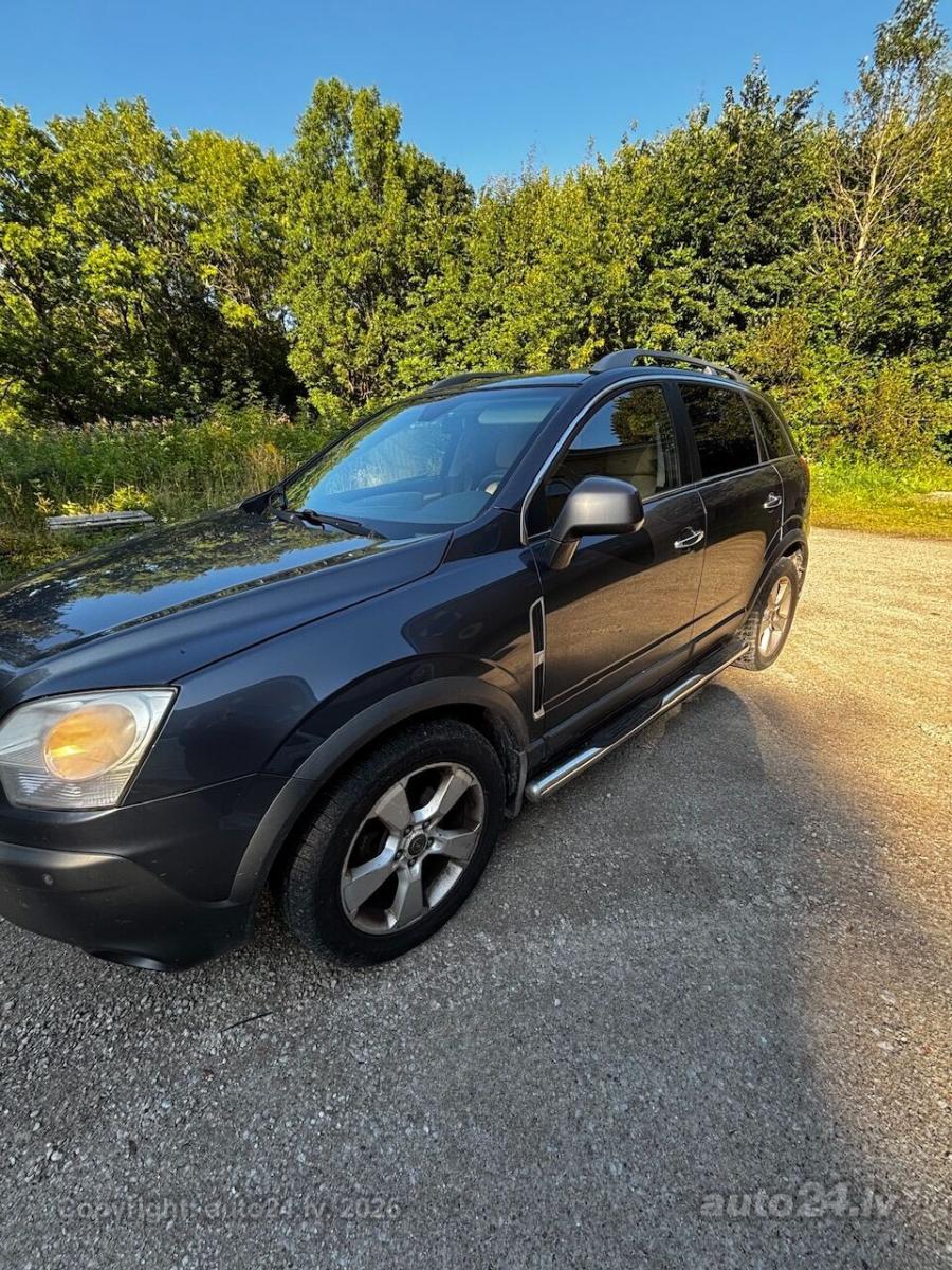 Grey Opel Antara 2007 in Tallinn, with an engine capacity of 2.00 L and mileage of 344 thousand km for 2000 €, photo 8 on AUTOMOTO.COM.LV