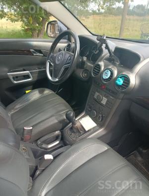 Pelēks Opel Antara 2007 Ludza, ar dzinēja tilpumu 2.00 L un nobraukumu 269 tūkst. km par 1500 €, foto 6 vietnē AUTOMOTO.COM.LV