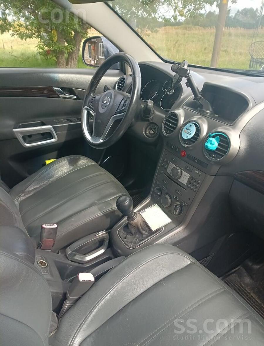 Pelēks Opel Antara 2007 Ludza, ar dzinēja tilpumu 2.00 L un nobraukumu 269 tūkst. km par 1500 €, foto 6 vietnē AUTOMOTO.COM.LV