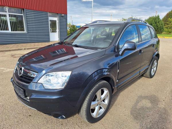 Grey Opel Antara 2007 in Telschi, with an engine capacity of 1.99 L and mileage of 201 thousand km for 3100 €, photo 1 on AUTOMOTO.COM.LV