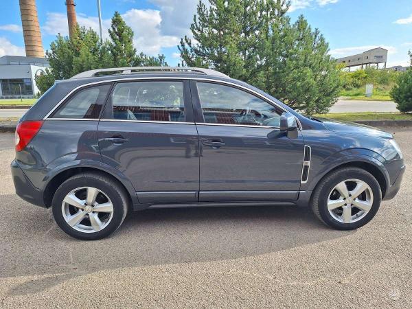 Grey Opel Antara 2007 in Telschi, with an engine capacity of 1.99 L and mileage of 201 thousand km for 3100 €, photo 8 on AUTOMOTO.COM.LV