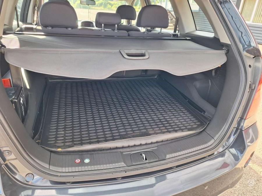 Grey Opel Antara 2007 in Telschi, with an engine capacity of 1.99 L and mileage of 201 thousand km for 3100 €, photo 17 on AUTOMOTO.COM.LV