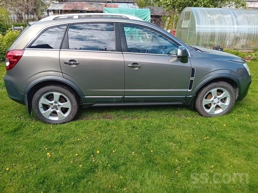 Pelēks Opel Antara 2007 Jūrmala, ar dzinēja tilpumu 2.00 L un nobraukumu 193 tūkst. km par 3150 €, foto 5 vietnē AUTOMOTO.COM.LV