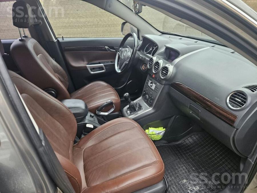 Pelēks Opel Antara 2007 Jūrmala, ar dzinēja tilpumu 2.00 L un nobraukumu 193 tūkst. km par 3150 €, foto 12 vietnē AUTOMOTO.COM.LV