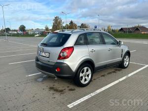 Pelēks Opel Antara 2007 Rēzekne, ar dzinēja tilpumu 2.00 L un nobraukumu 292 tūkst. km par 3080 €, foto 4 vietnē AUTOMOTO.COM.LV