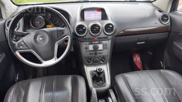 Grey Opel Antara 2007 in Rezekne, with an engine capacity of 2.00 L and mileage of 292 thousand km for 3080 €, photo 7 on AUTOMOTO.COM.LV