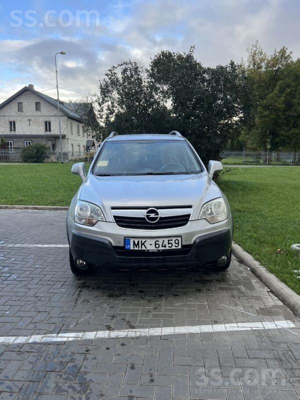 Pelēks Opel Antara 2007 Rīga, ar dzinēja tilpumu 2.00 L un nobraukumu 224 tūkst. km par 2500 €, foto 1 vietnē AUTOMOTO.COM.LV