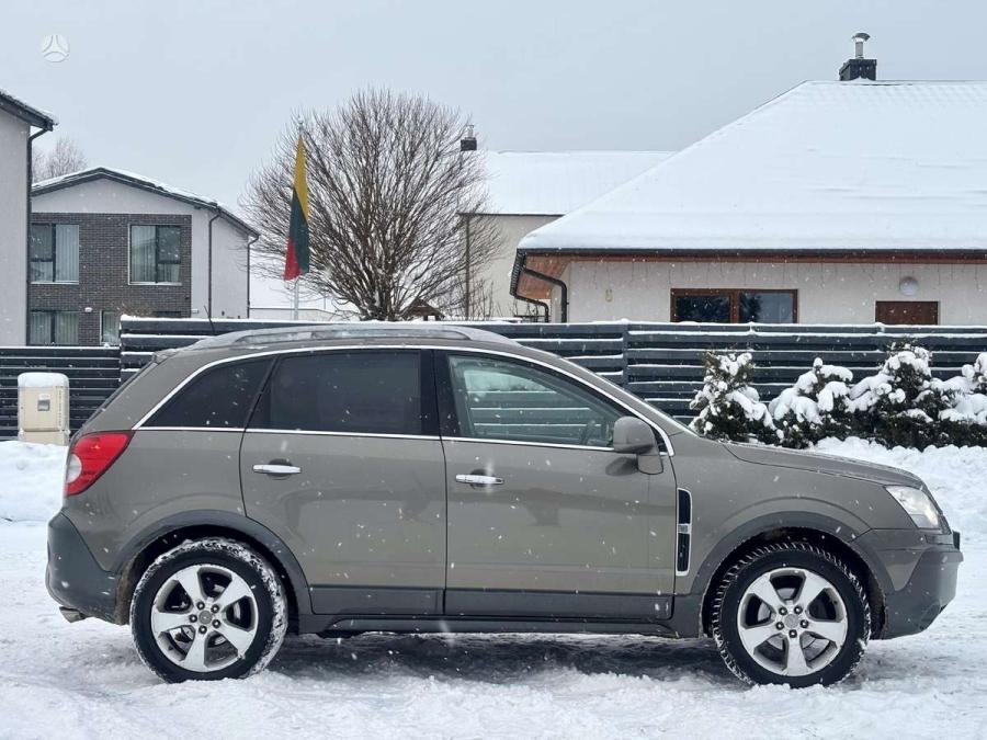 Pelēks Opel Antara 2008 Viļņa, ar dzinēja tilpumu 1.99 L un nobraukumu 257 tūkst. km par 3300 €, foto 6 vietnē AUTOMOTO.COM.LV