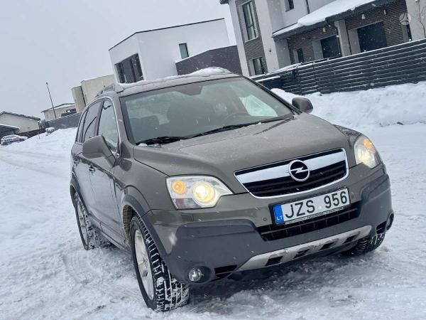 Grey Opel Antara 2008 in Vilnius, with an engine capacity of 1.99 L and mileage of 257 thousand km for 3300 €, photo 7 on AUTOMOTO.COM.LV