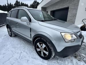 Pelēks Opel Antara 2008 Viļņa, ar dzinēja tilpumu 1.99 L un nobraukumu 296 tūkst. km par 2950 €, foto 2 vietnē AUTOMOTO.COM.LV