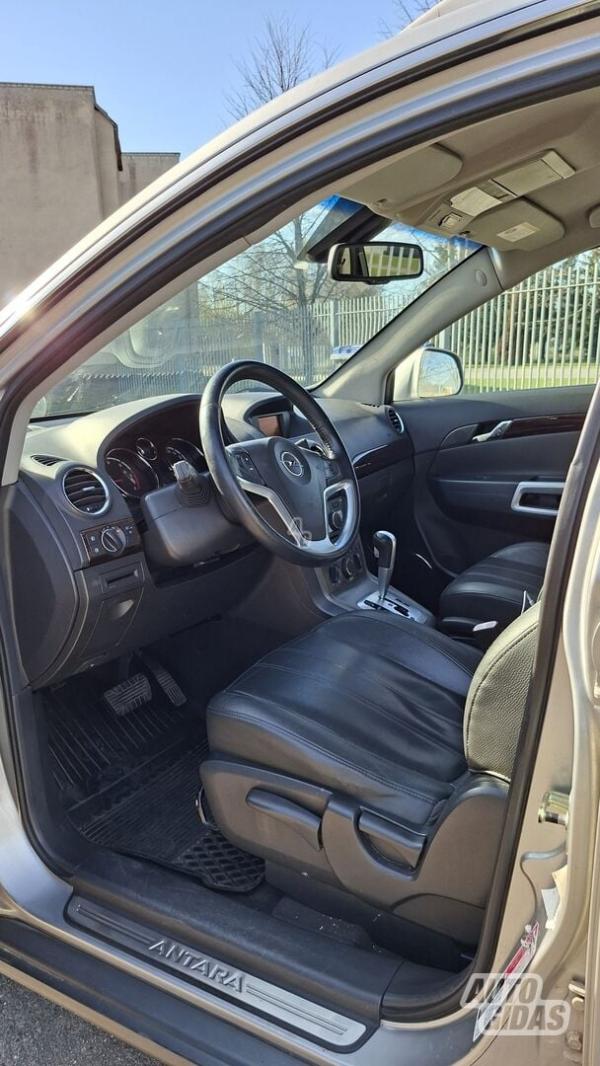 Pelēks Opel Antara 2008 Mažeikiai, ar dzinēja tilpumu 2.00 L un nobraukumu 332 tūkst. km par 3800 €, foto 9 vietnē AUTOMOTO.COM.LV