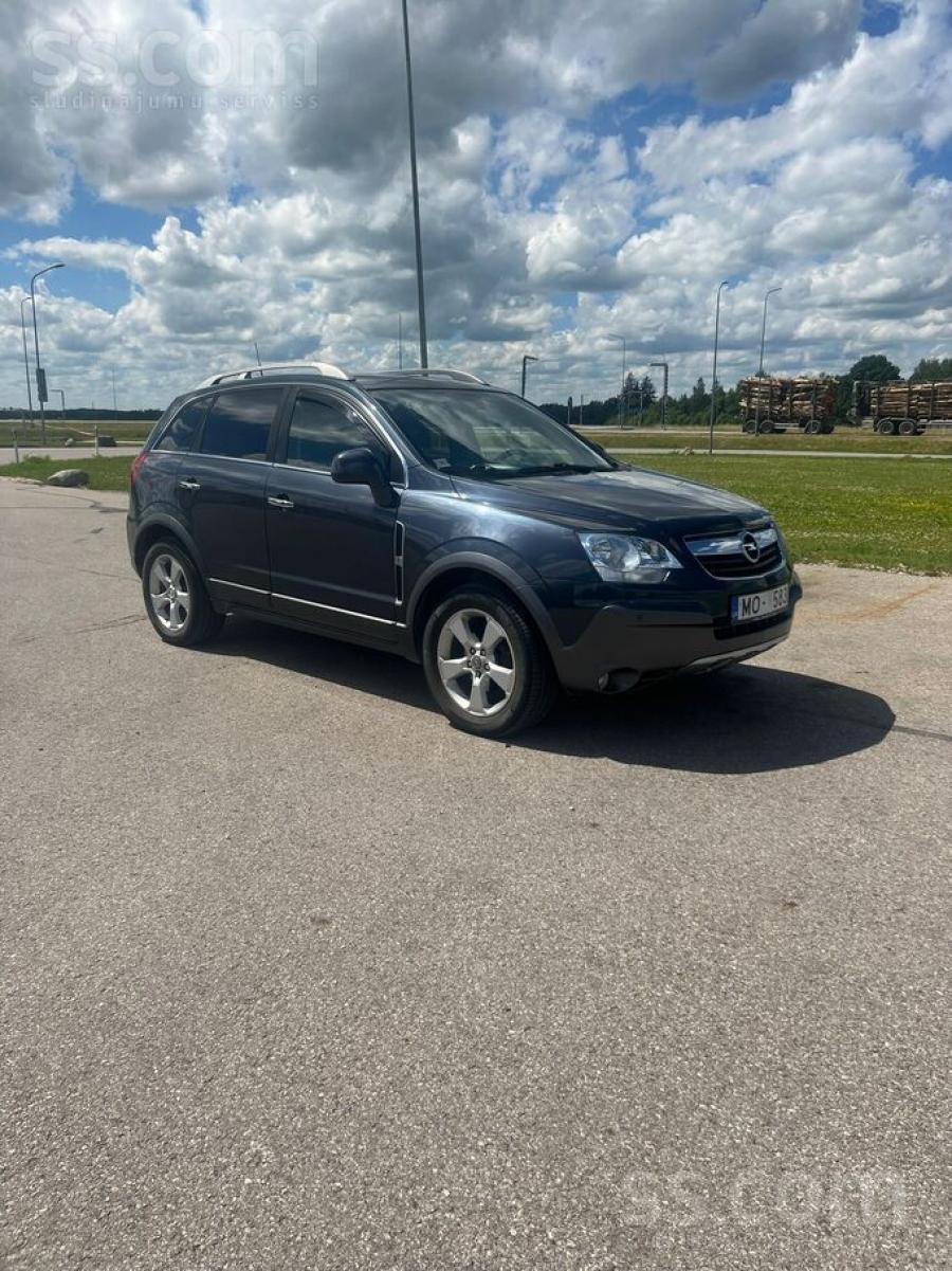 Pelēks Opel Antara 2008 Ventspils, ar dzinēja tilpumu 2.00 L un nobraukumu 339 tūkst. km par 2990 €, foto 1 vietnē AUTOMOTO.COM.LV