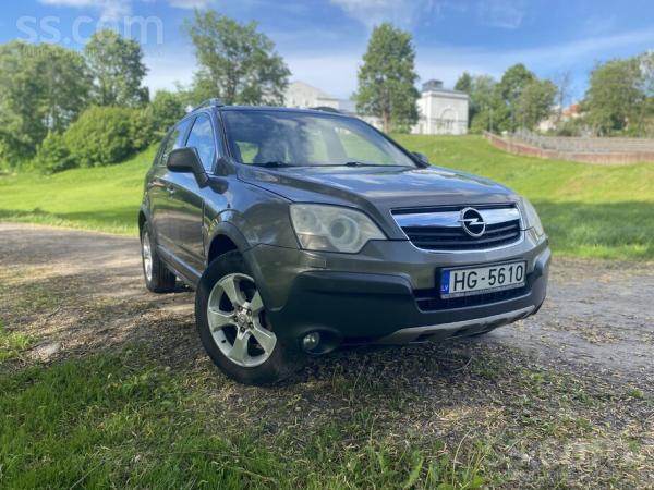 Grey Opel Antara 2008 in Rezekne, with an engine capacity of 2.00 L and mileage of 252 thousand km for 3500 €, photo 2 on AUTOMOTO.COM.LV