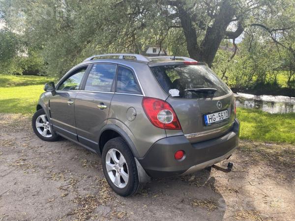 Grey Opel Antara 2008 in Rezekne, with an engine capacity of 2.00 L and mileage of 252 thousand km for 3500 €, photo 3 on AUTOMOTO.COM.LV