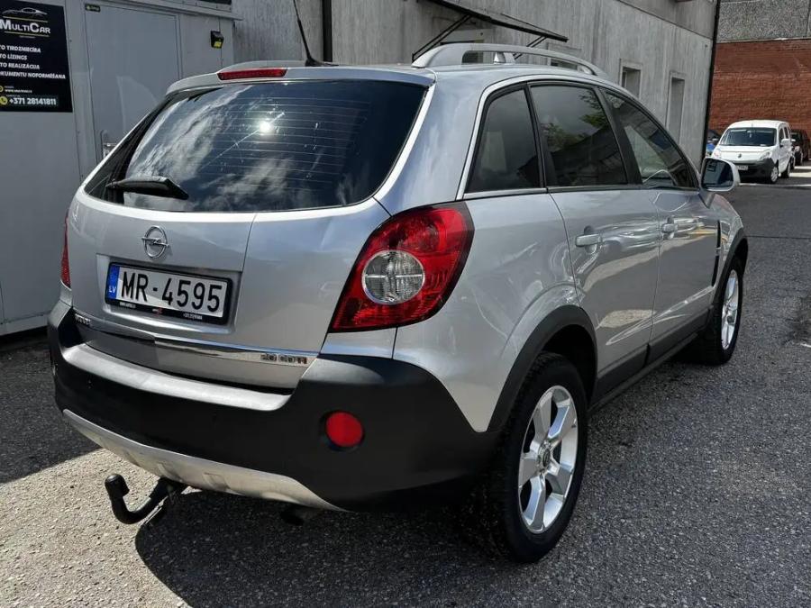 Grey Opel Antara 2008 in Daugavpils, with an engine capacity of 2.00 L and mileage of 196 thousand km for 4350 €, photo 7 on AUTOMOTO.COM.LV