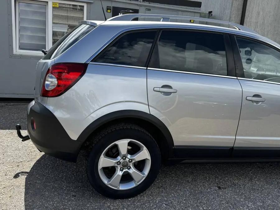 Grey Opel Antara 2008 in Daugavpils, with an engine capacity of 2.00 L and mileage of 196 thousand km for 4350 €, photo 10 on AUTOMOTO.COM.LV