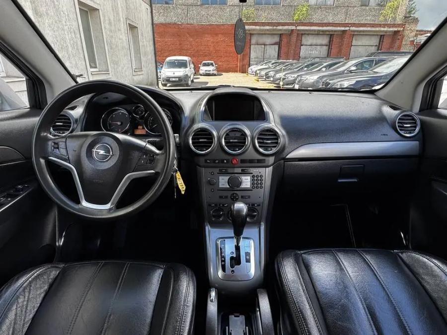 Grey Opel Antara 2008 in Daugavpils, with an engine capacity of 2.00 L and mileage of 196 thousand km for 4350 €, photo 15 on AUTOMOTO.COM.LV