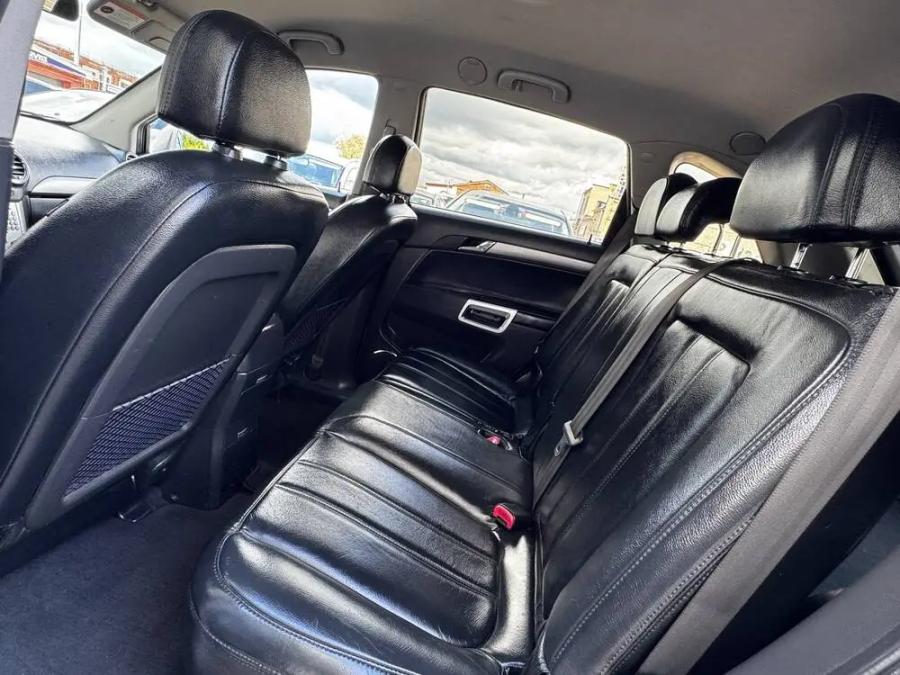 Grey Opel Antara 2008 in Daugavpils, with an engine capacity of 2.00 L and mileage of 196 thousand km for 4350 €, photo 23 on AUTOMOTO.COM.LV