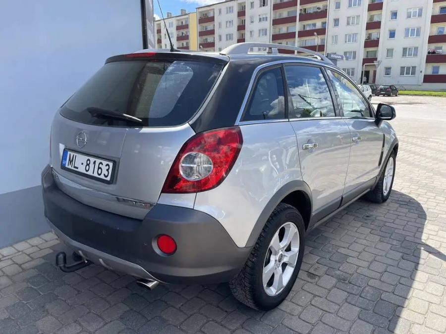 Pelēks Opel Antara 2008 Talsi, ar dzinēja tilpumu 2.00 L un nobraukumu 277 tūkst. km par 3600 €, foto 4 vietnē AUTOMOTO.COM.LV