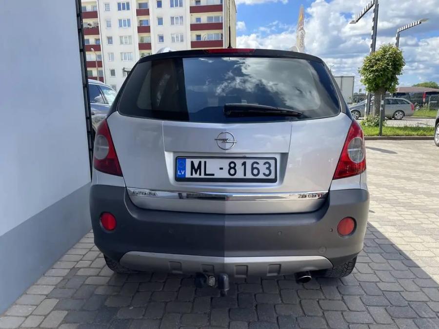 Pelēks Opel Antara 2008 Talsi, ar dzinēja tilpumu 2.00 L un nobraukumu 277 tūkst. km par 3600 €, foto 5 vietnē AUTOMOTO.COM.LV