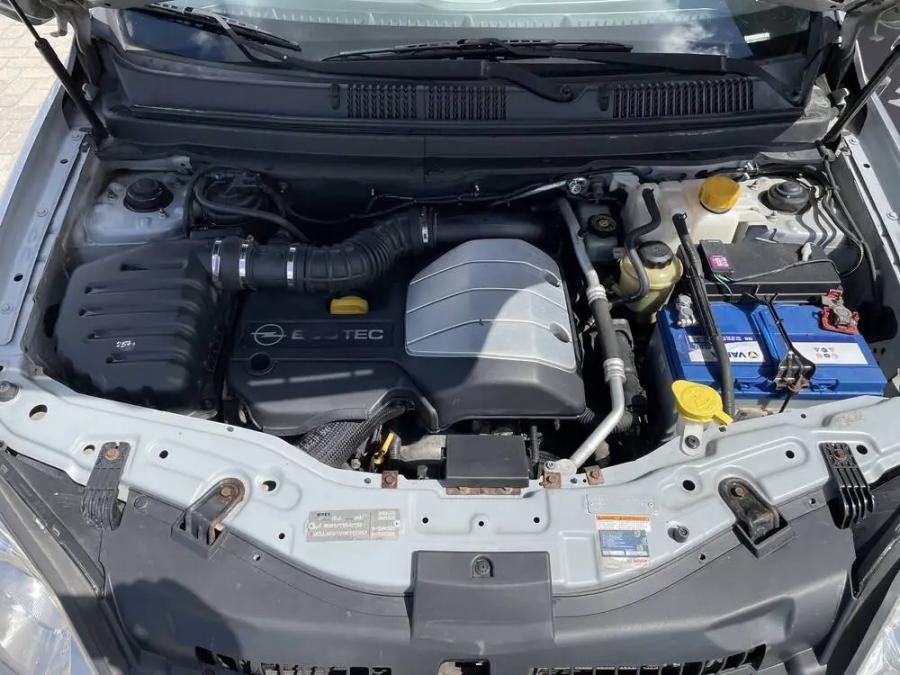 Pelēks Opel Antara 2008 Talsi, ar dzinēja tilpumu 2.00 L un nobraukumu 277 tūkst. km par 3600 €, foto 12 vietnē AUTOMOTO.COM.LV