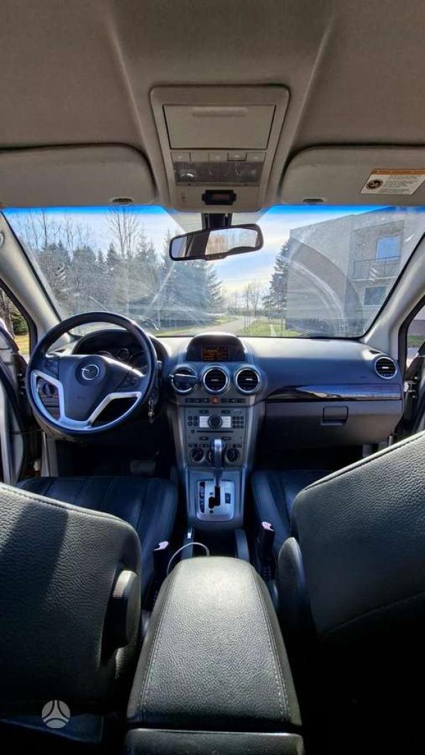 Grey Opel Antara 2008 in Mazeikiai, with an engine capacity of 1.99 L and mileage of 332 thousand km for 2699 €, photo 9 on AUTOMOTO.COM.LV